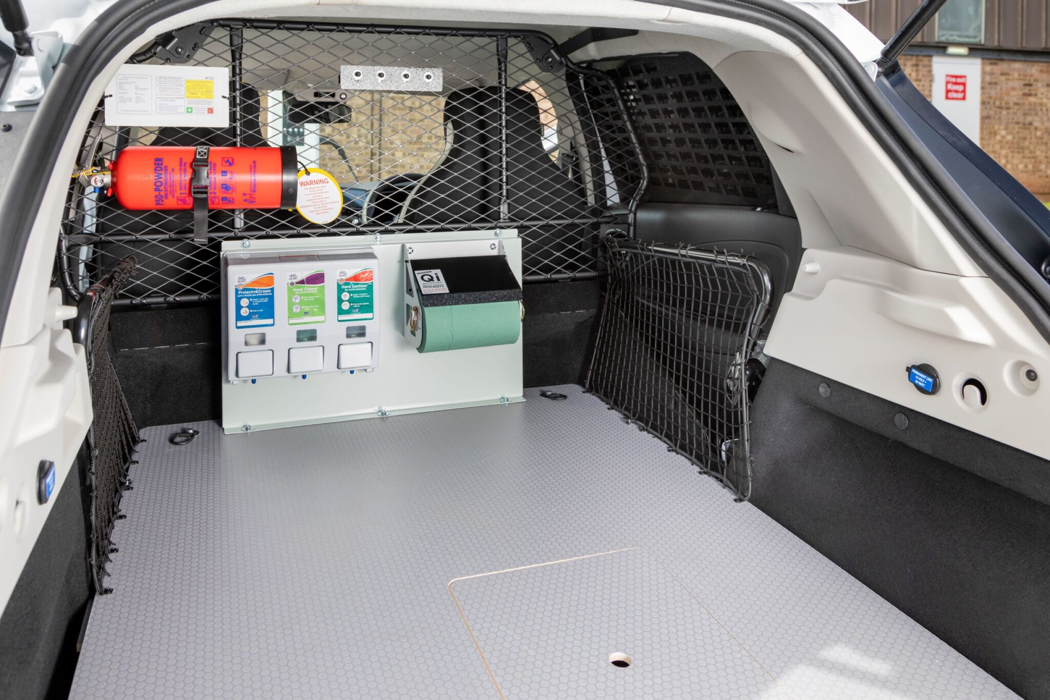 Renault Zoe Van helps to power change in the SSE fleet - Electric Road