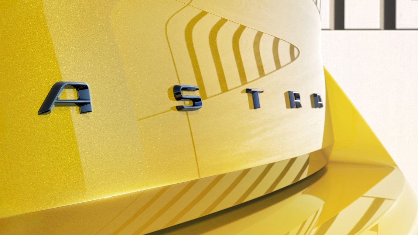 Vauxhall gives first glimpse of all-new electric Astra - Electric Road