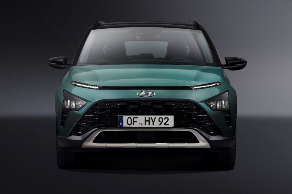 Hyundai announces BAYON prices and specifications with mild hybrid ...
