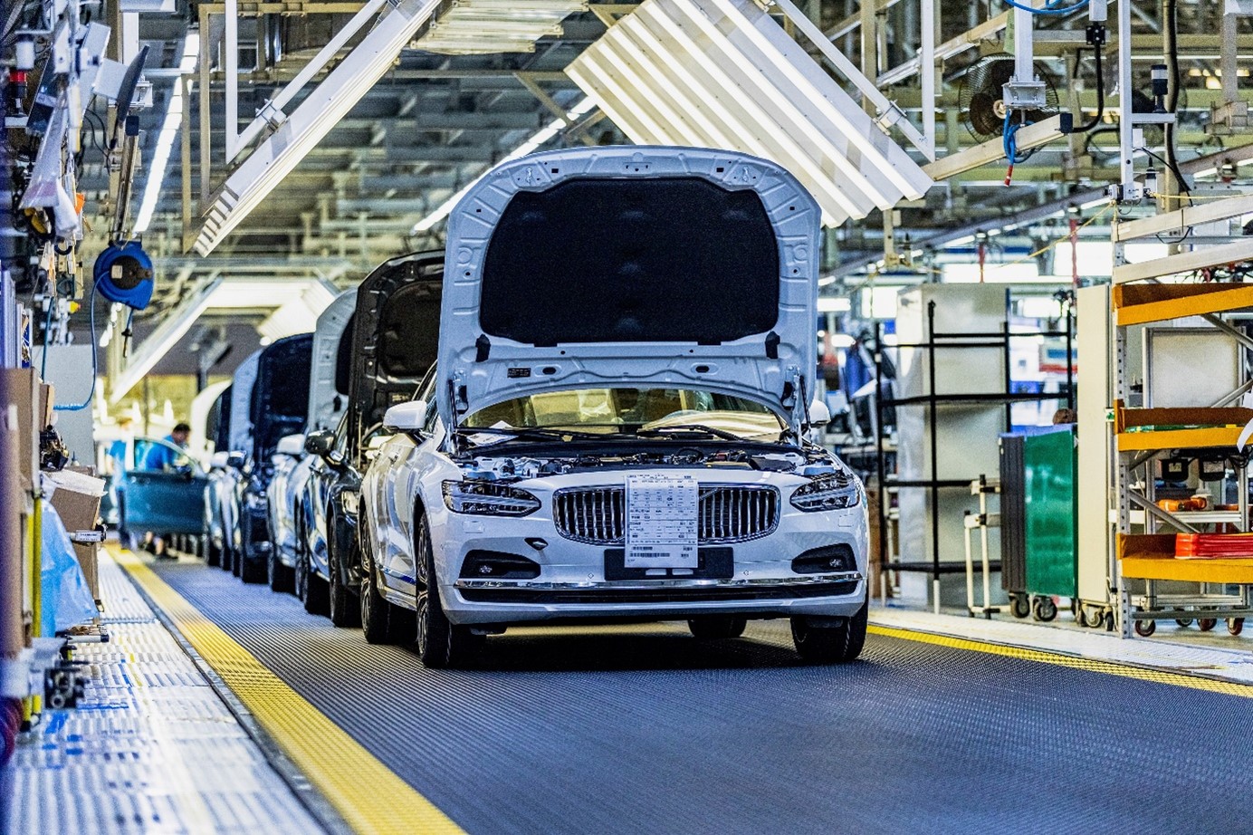Volvo Cars is first car maker to explore fossil-free steel with SSAB ...