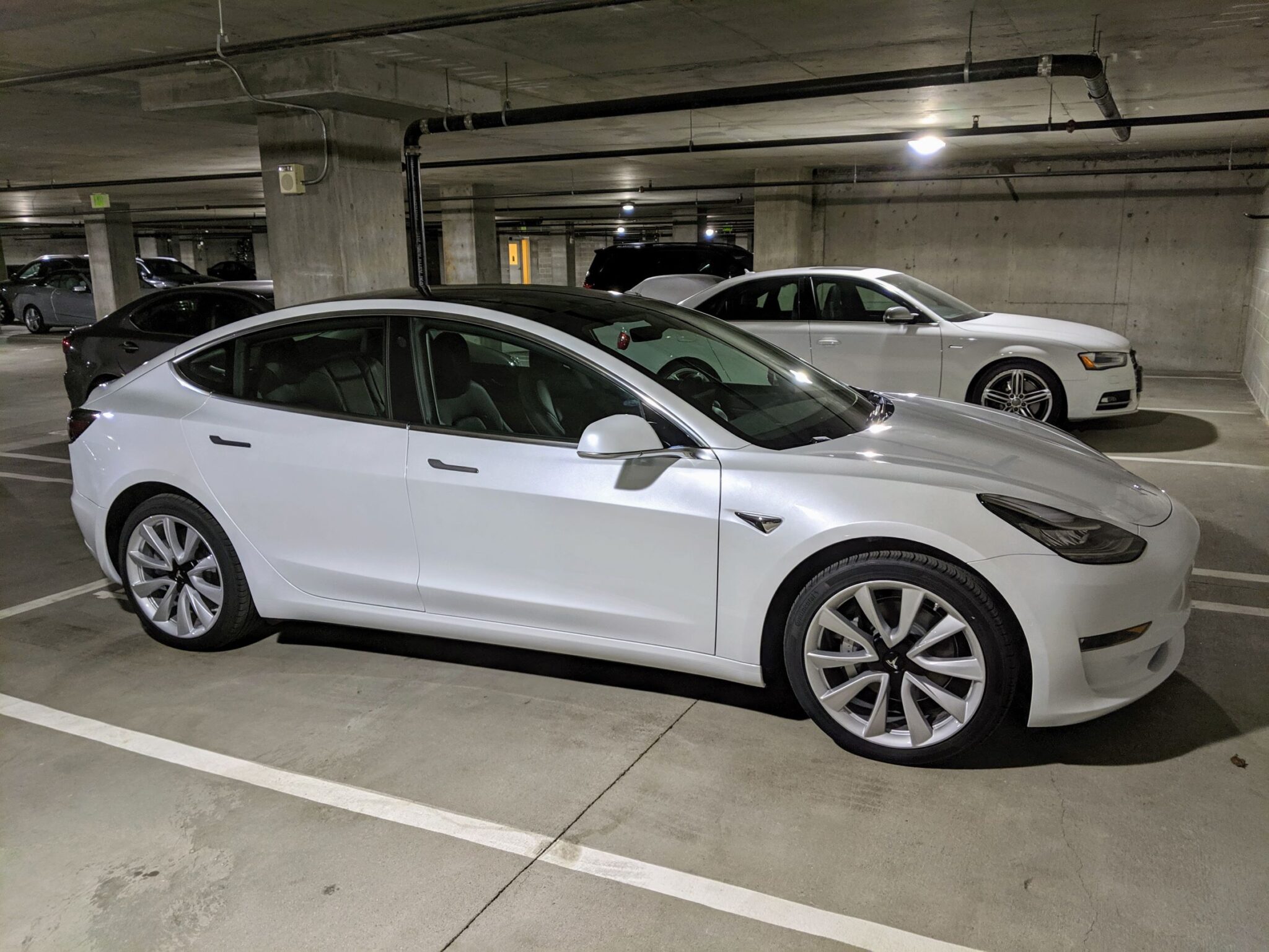 Tesla Model 3 Long Range 2019 - Chris, EV Owner Review - Electric Road