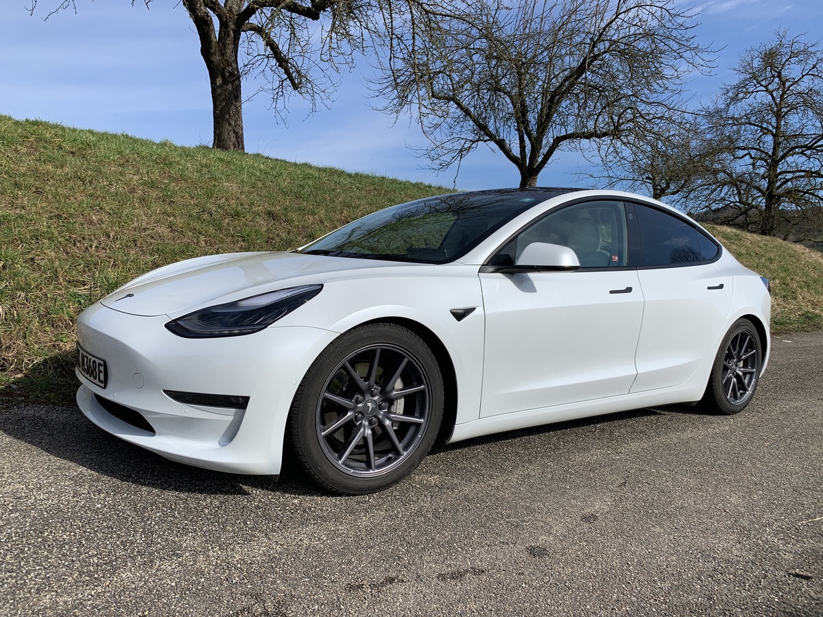 Tesla Model 3 LR 2021, David - EV Owner Review - Electric Road