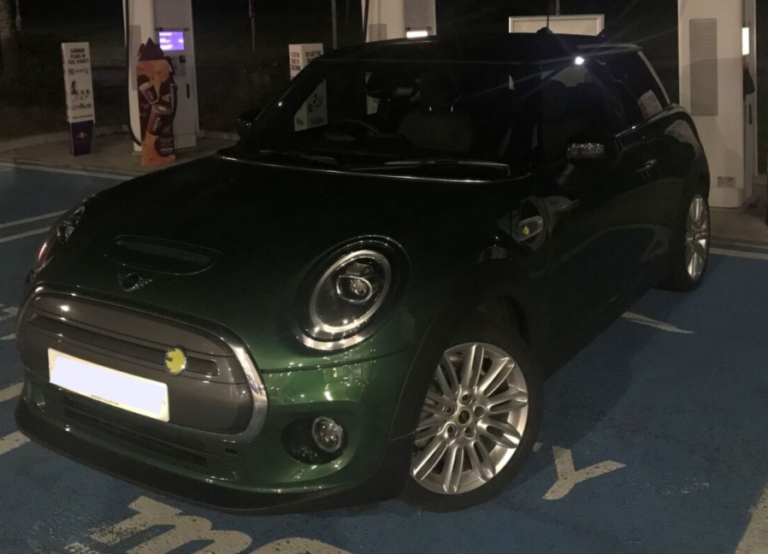 Mini Cooper Electric Level 2 2021, Ron - EV Owner Review - Electric Road