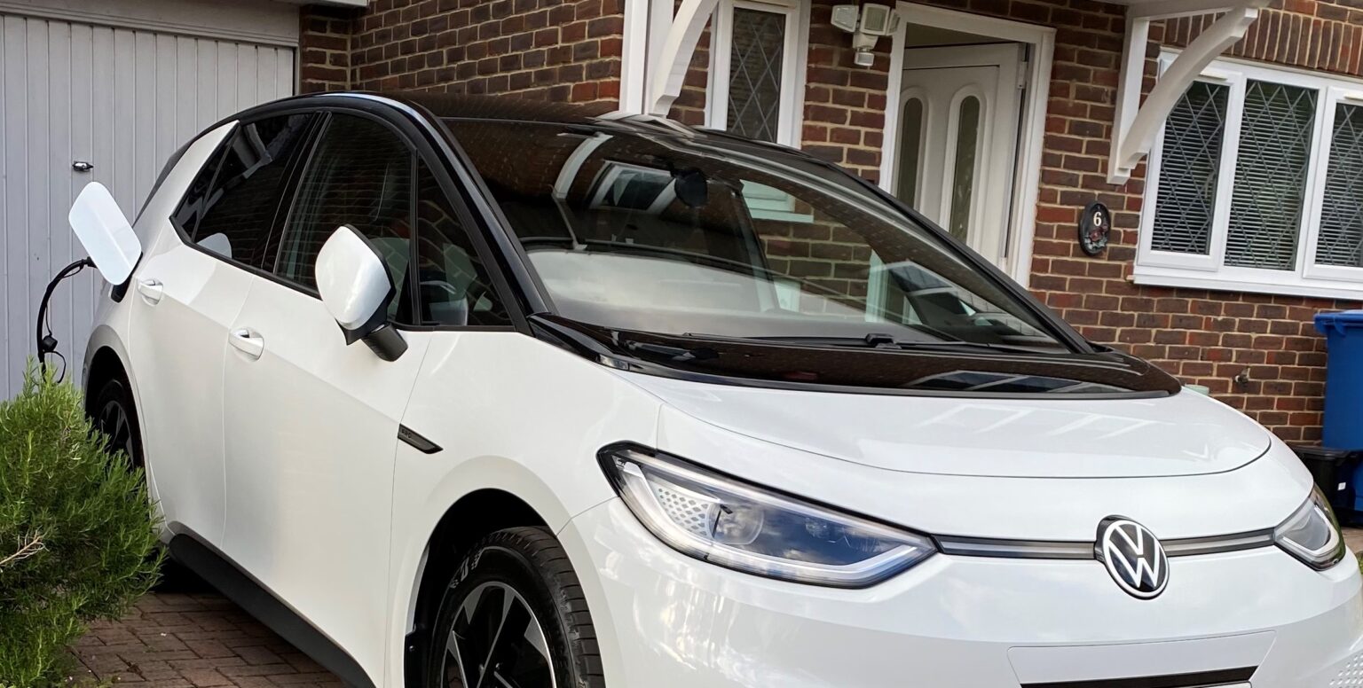 Volkswagen ID.3 Family Pro, 2021, Rashna - EV Owner Review - Electric Road