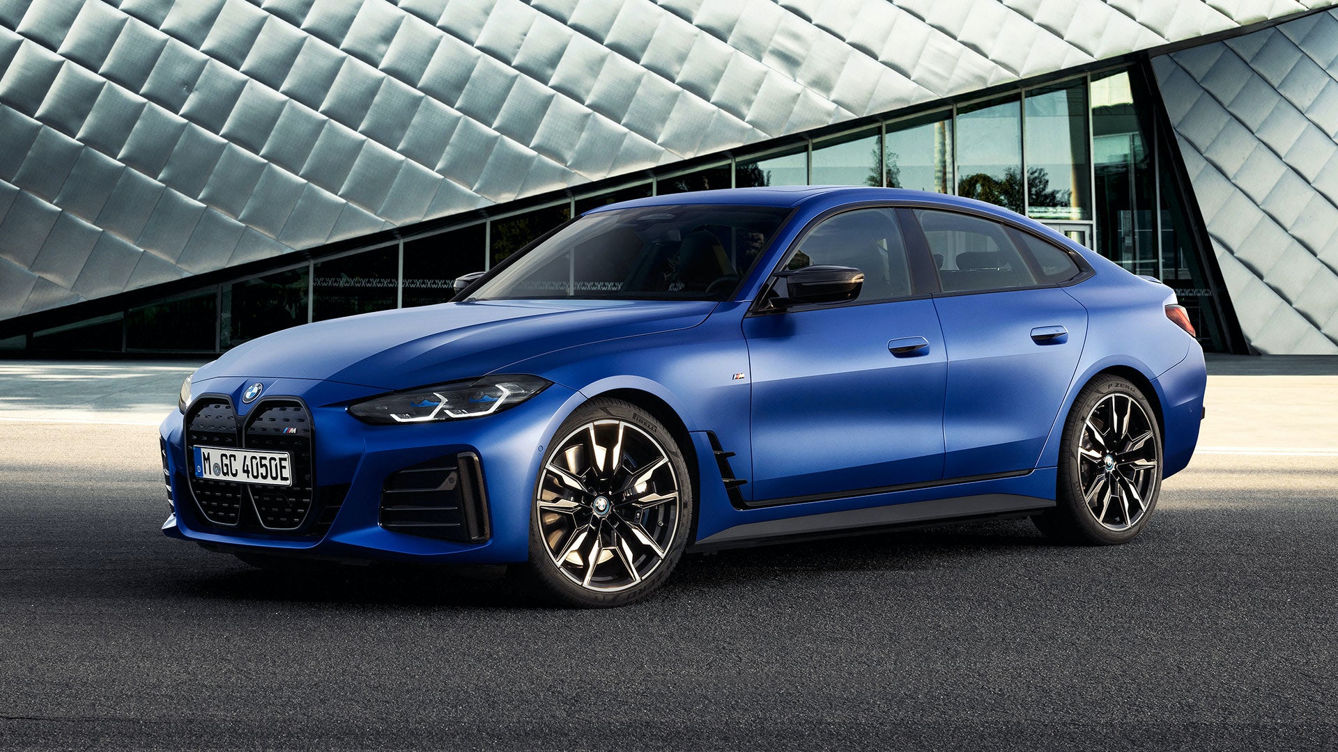 BMW i4 M50, Bev Brown - 2021 Test Drive Review - Electric Road