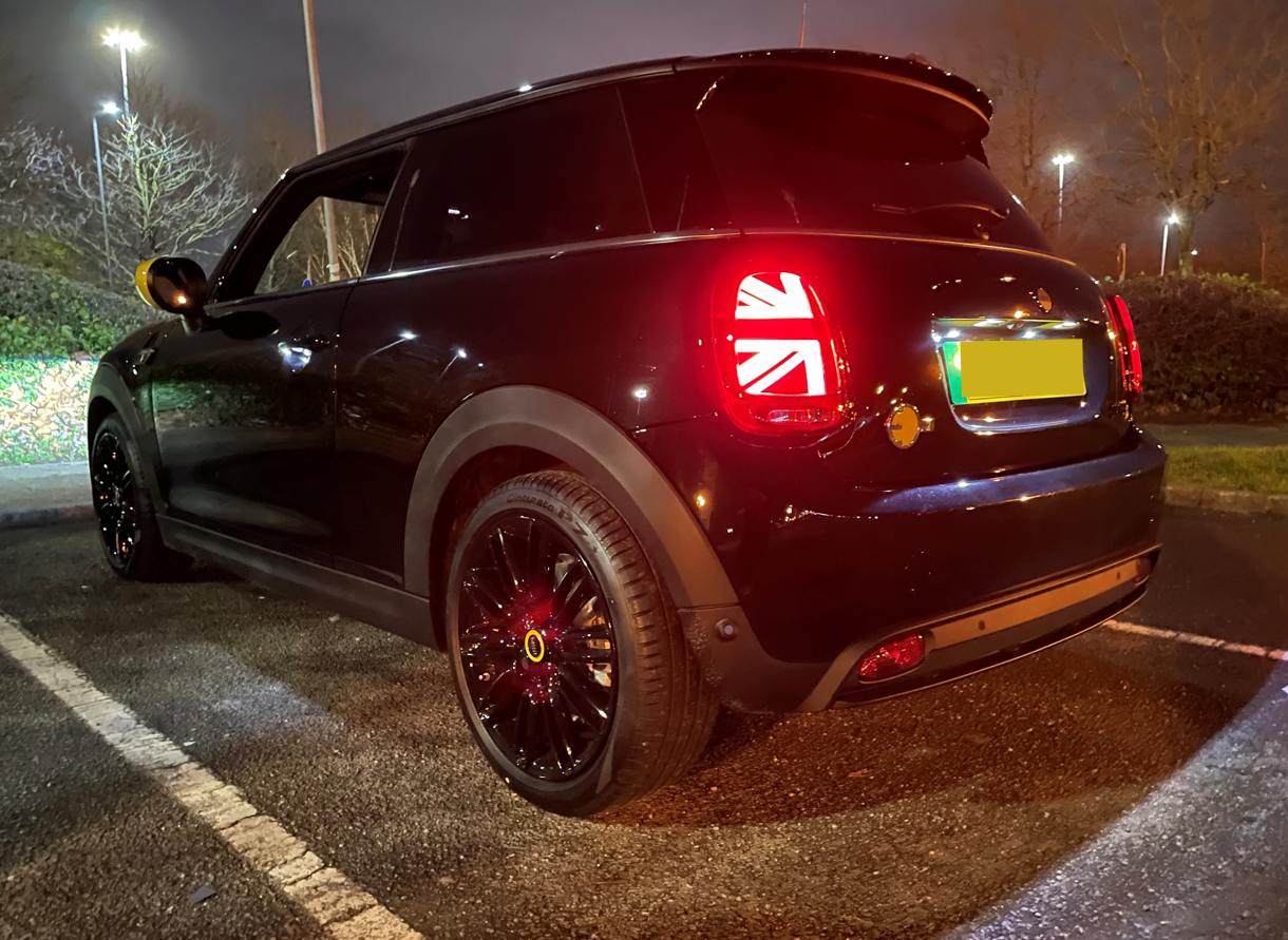 MINI Electric Cooper SE 2021, Daniel G - EV Owner Review - Electric Road