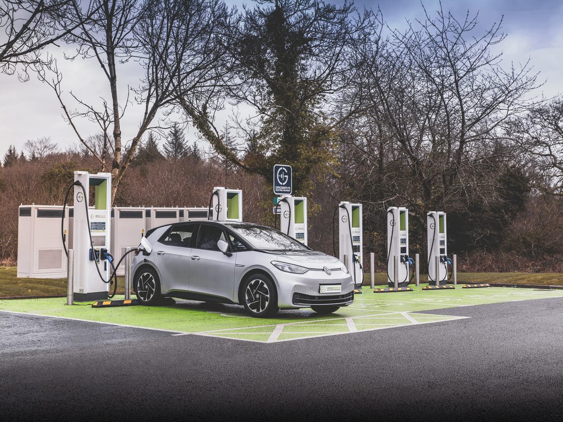 GRIDSERVE and Moto open first high-powered EV charging hub in Wales with 6 x 350kW charge points ...