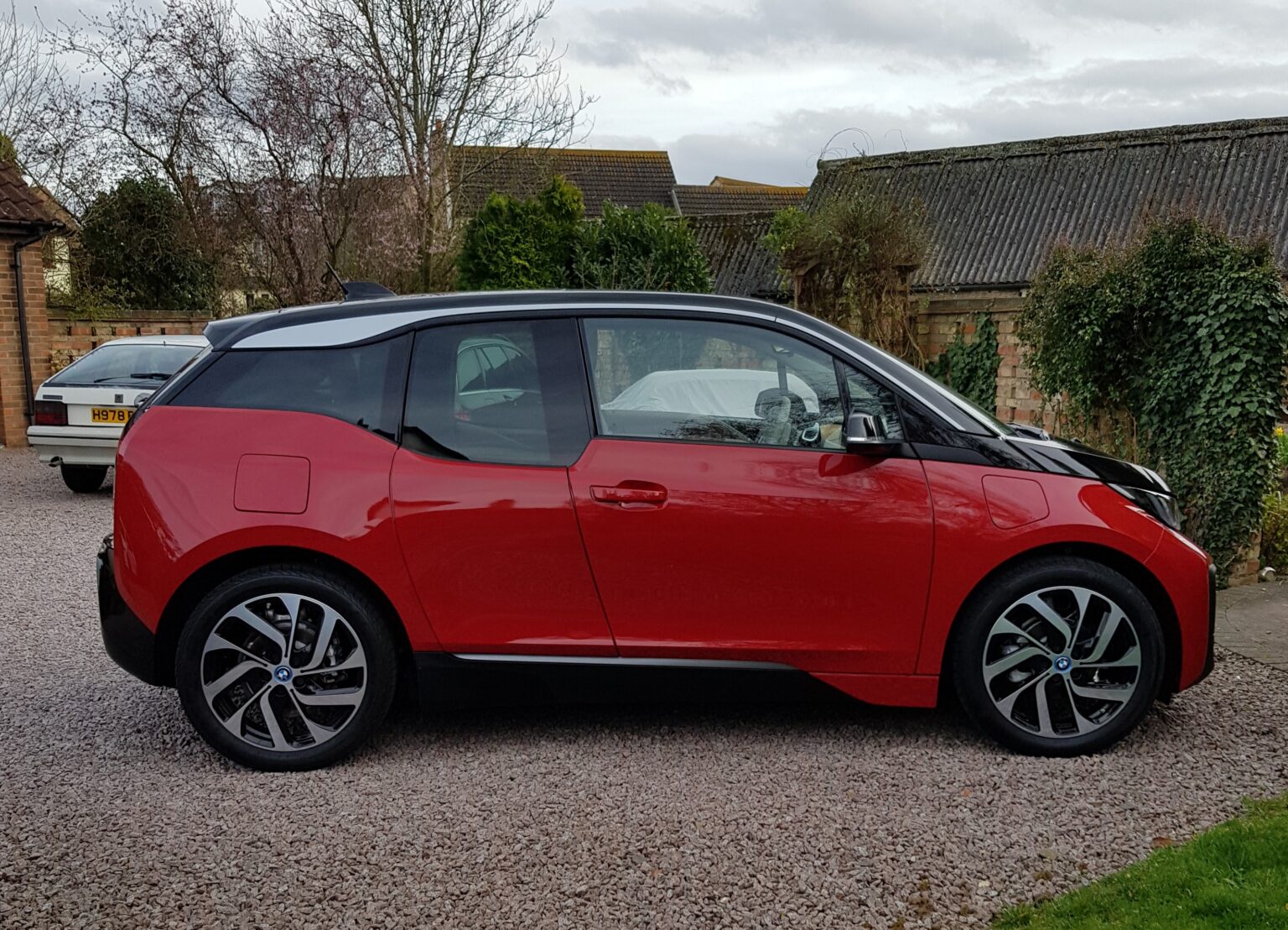 BMW i3 94Ah REx 2018, Janice O - EV Owner Review - Electric Road