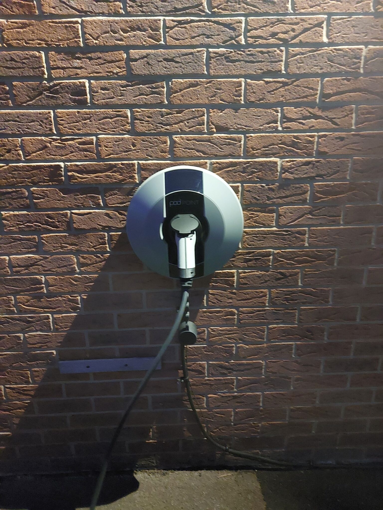 Pod point 2021 - Home charging unit review - Electric Road