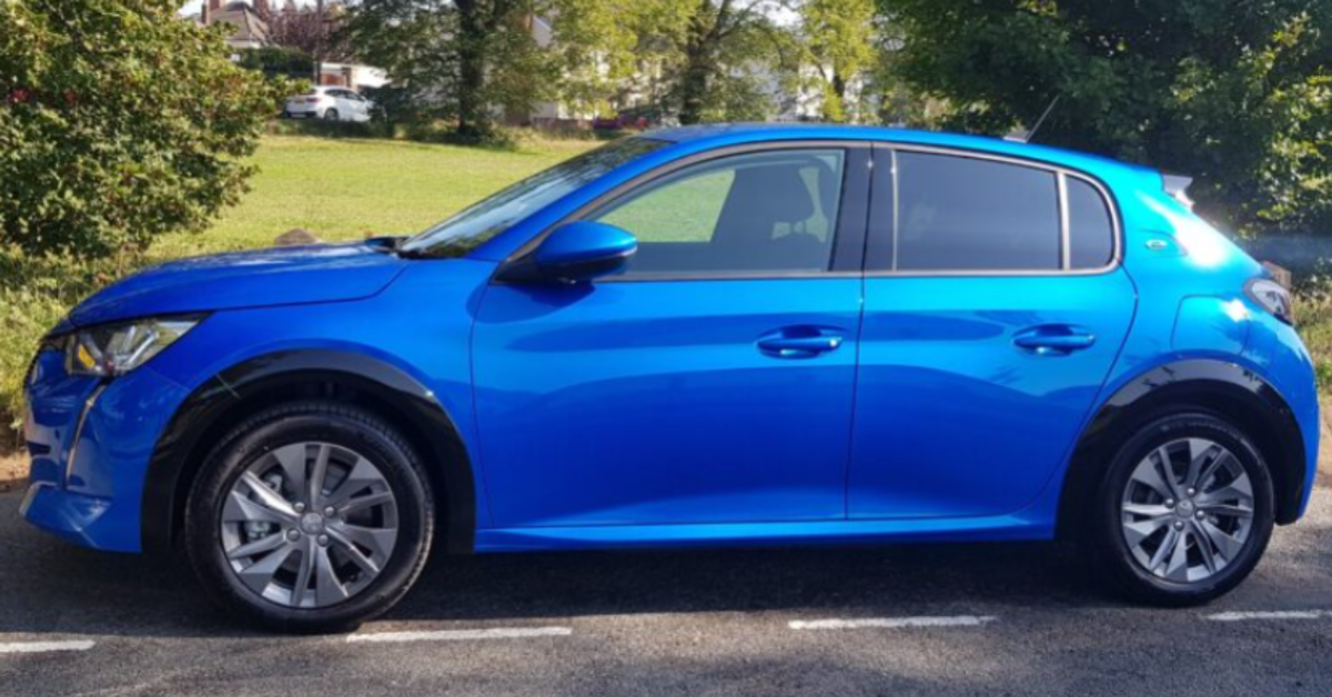 Peugeot e-208 2020 electric car owner review - Electric Road