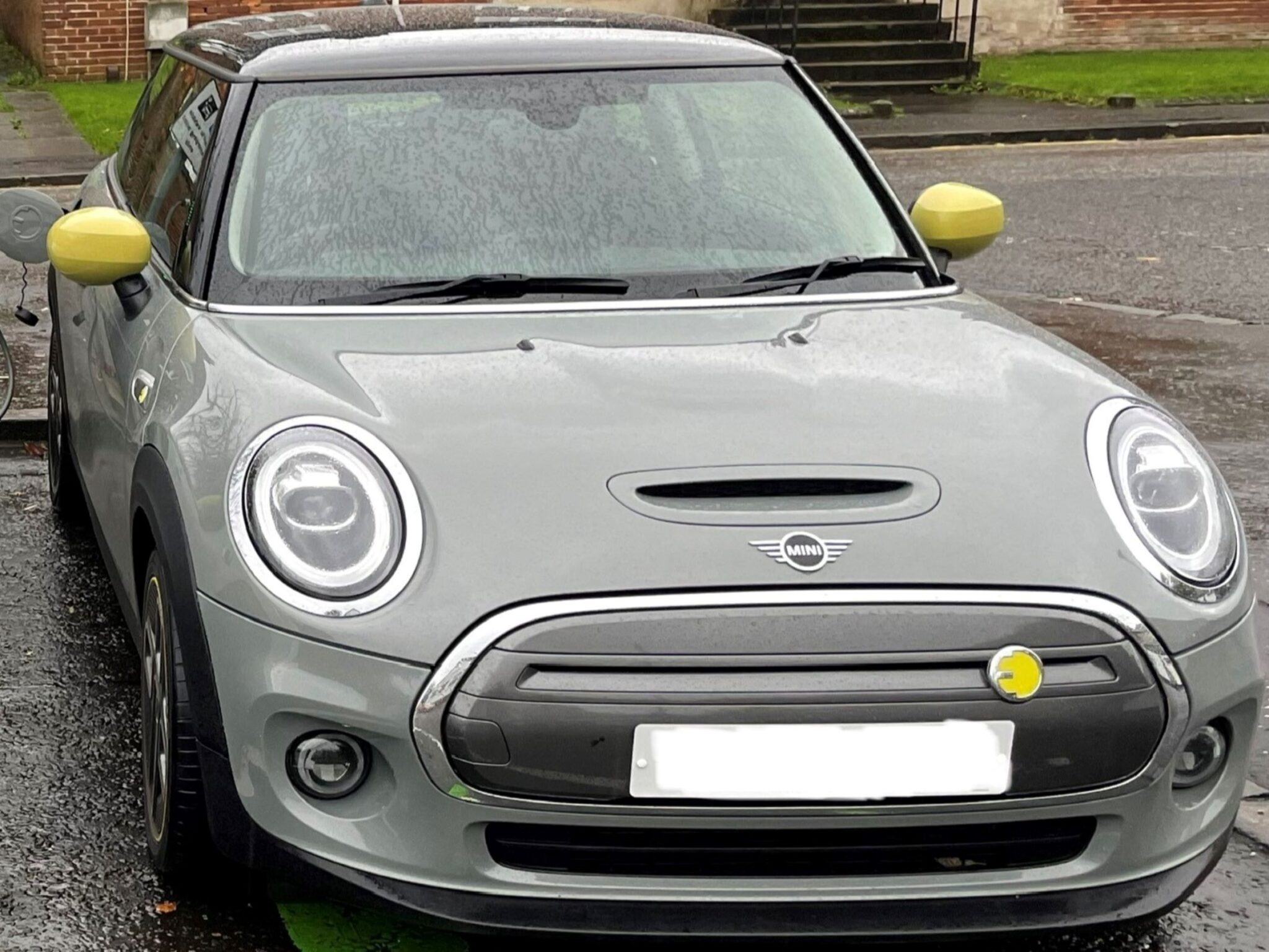 MINI Electric 2020 owner review - Electric Road