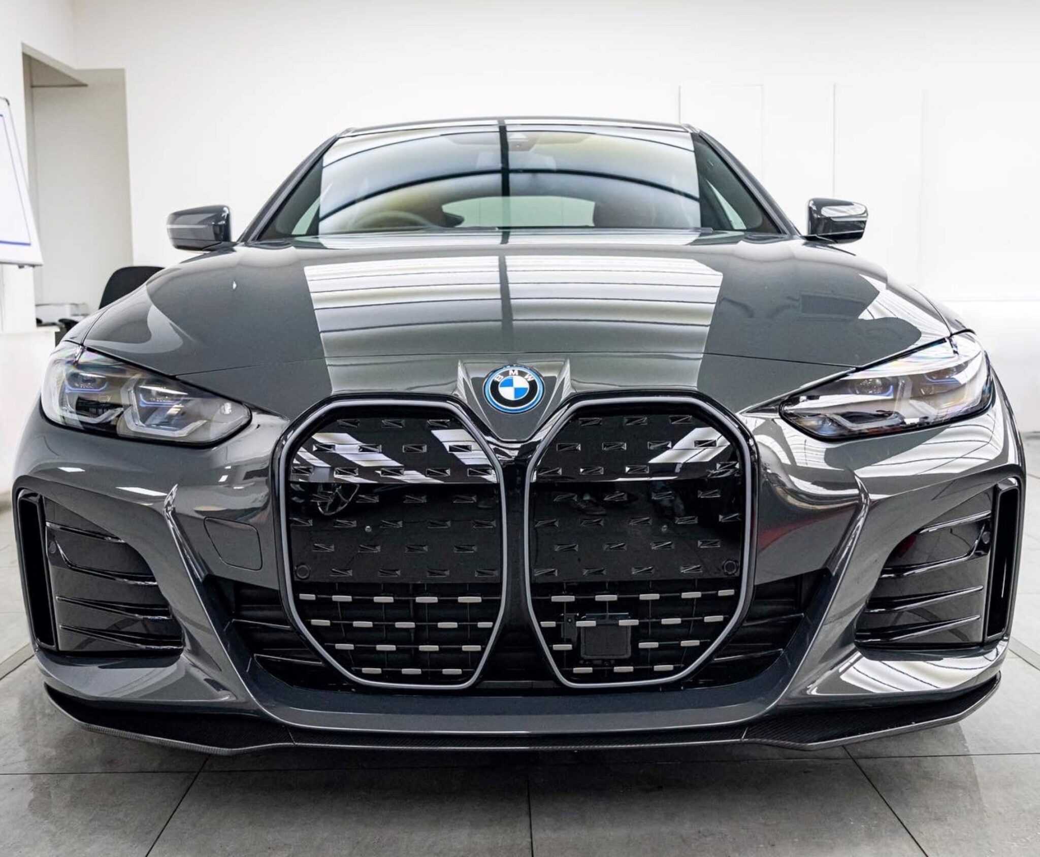 BMW i4 M Sport 2022 electric car owner review - Electric Road