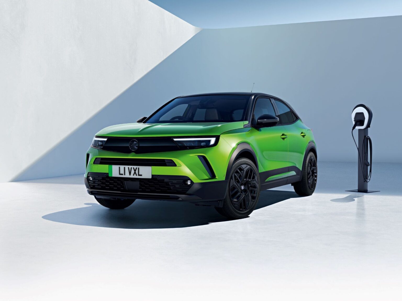 Vauxhall updates Mokka Electric with new 54kWh battery - Electric Road