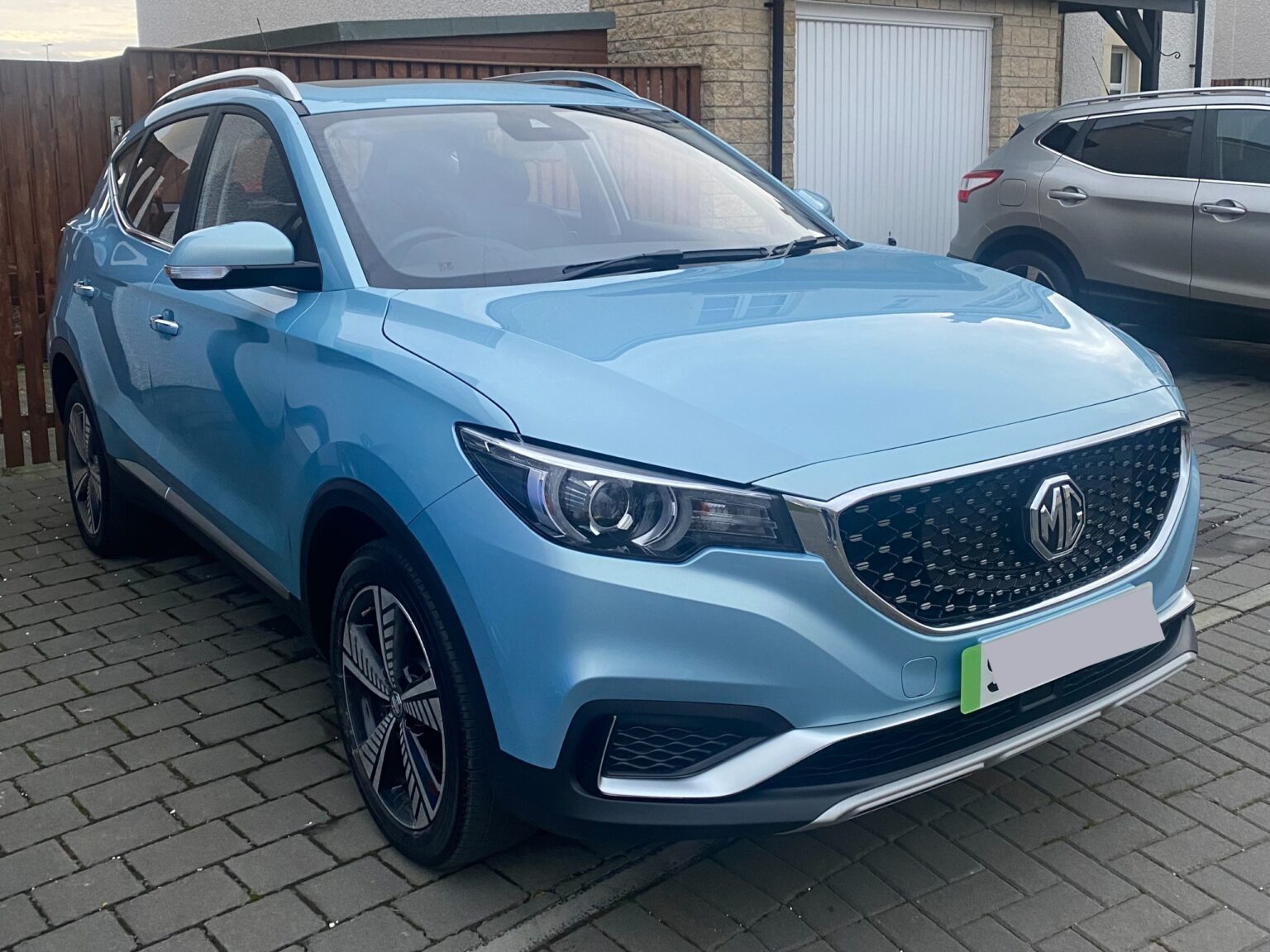 MG ZS EV 2019 electric car owner review - Electric Road
