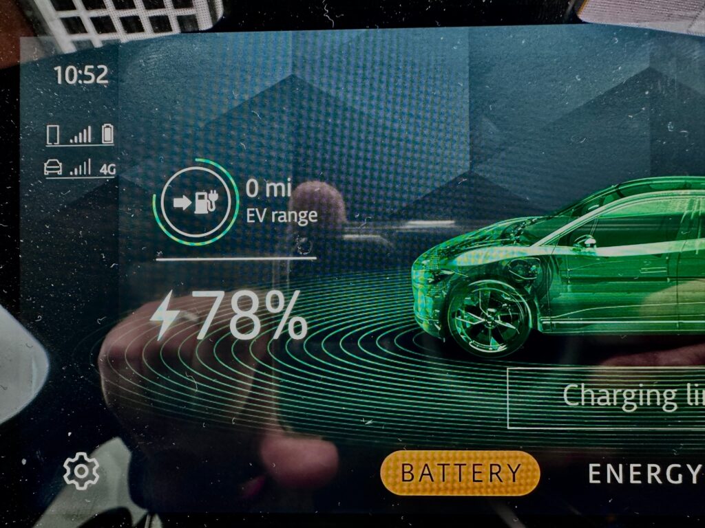 Jaguar I-PACE 2023 test drive review - Electric Road