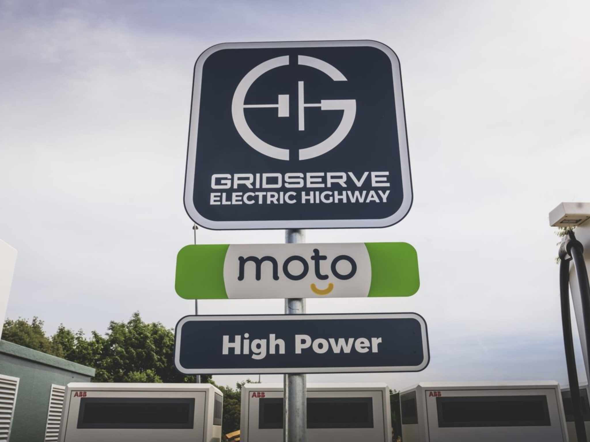 GRIDSERVE opens two new Electric Super Hubs in the North East - Electric Road