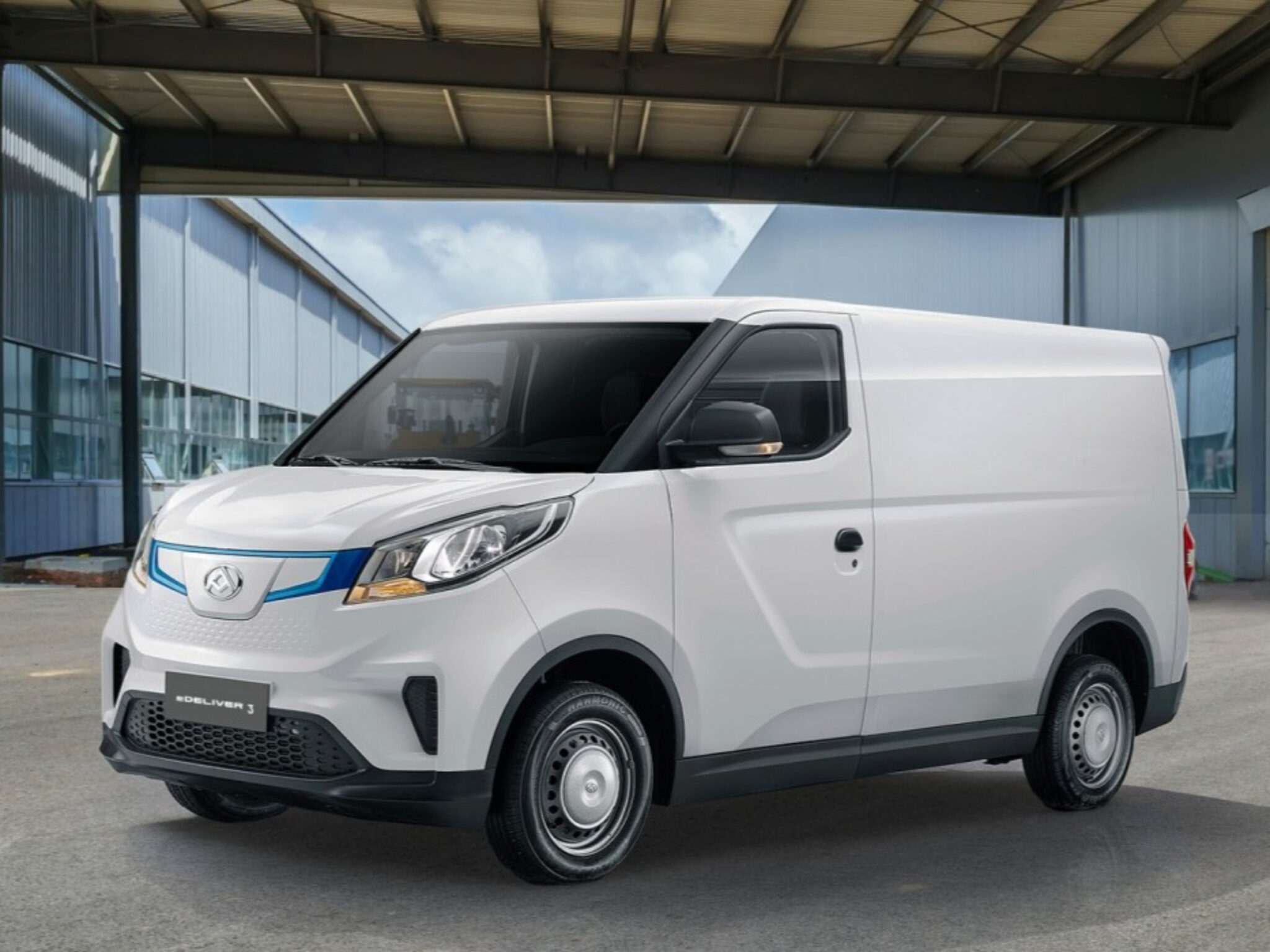 MAXUS eDELIVER 3 electric van owner review - Electric Road