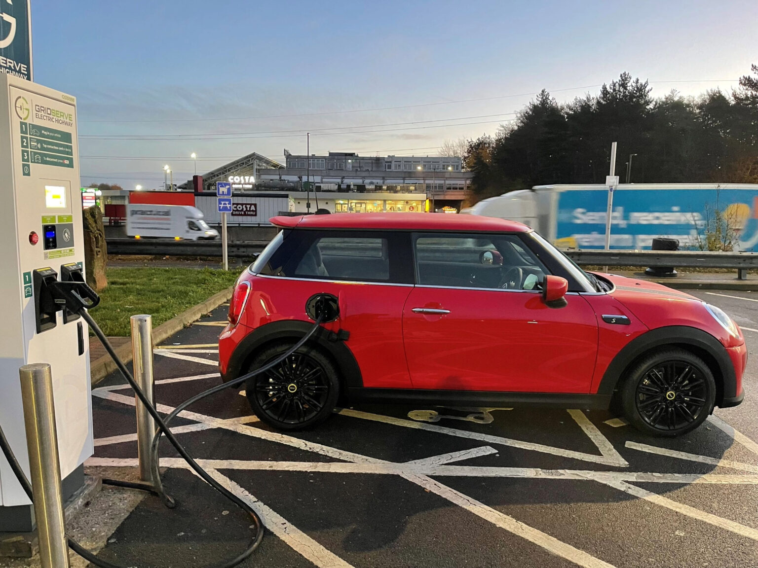 MINI Electric 2021 electric car owner review - Electric Road