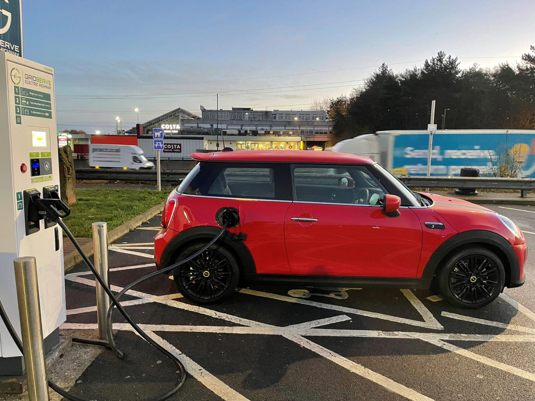 MINI Electric 2021 electric car owner review - Electric Road